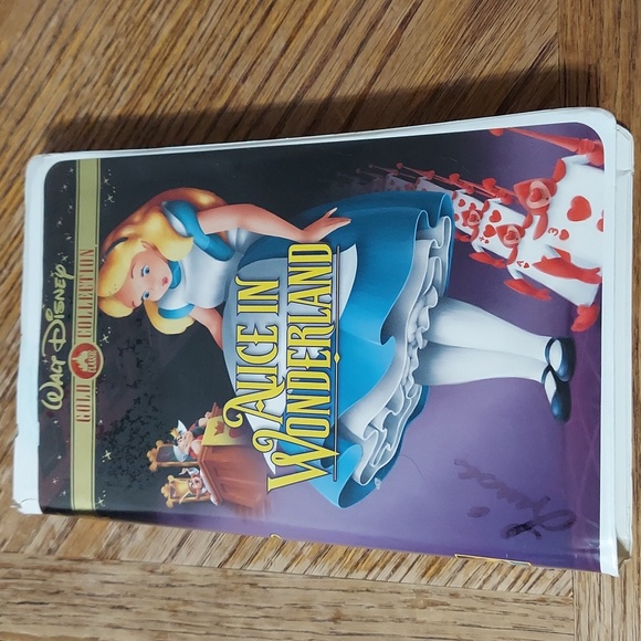 Disney | Media | Walt Disney Alice In Wonderland Vhs | Poshmark
